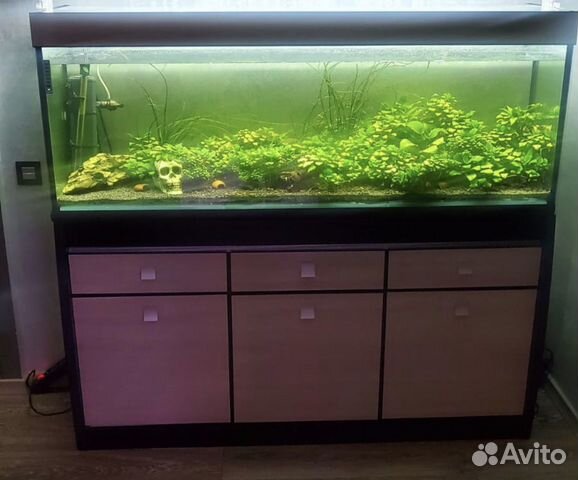 Аквариум с тумбой