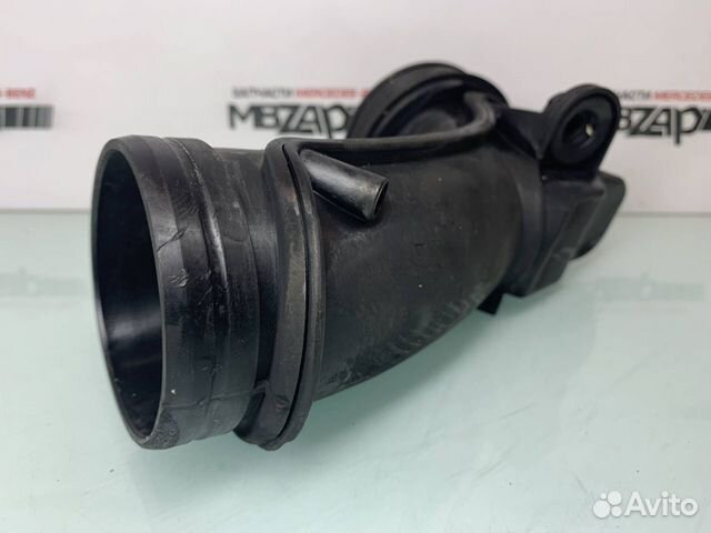 Патрубок воздушного фильтра правый Mercedes W222 S в Москве, цена 2 500 ...